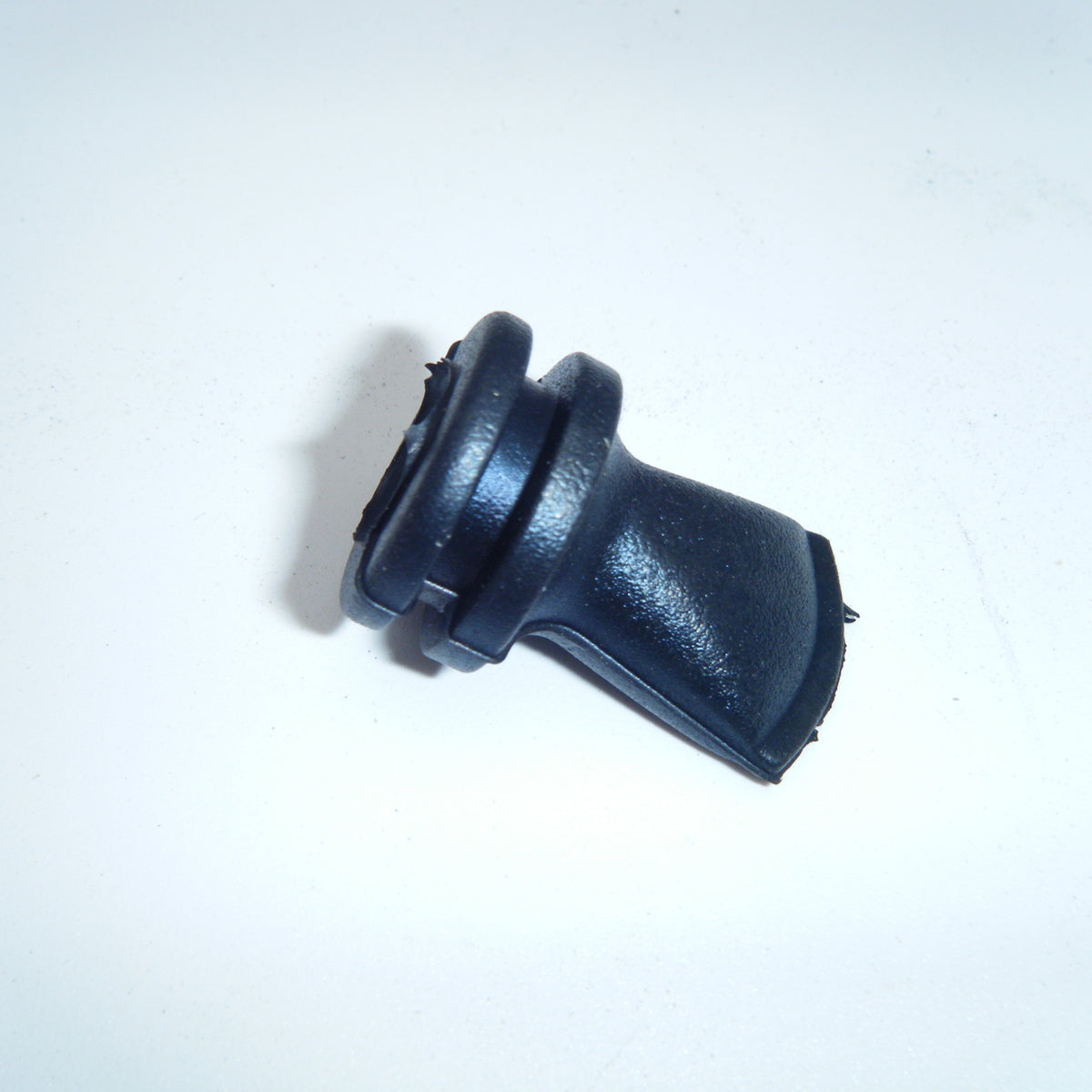 Air box drain rubber 748 916 996 998 – Ducatispares.co.nz