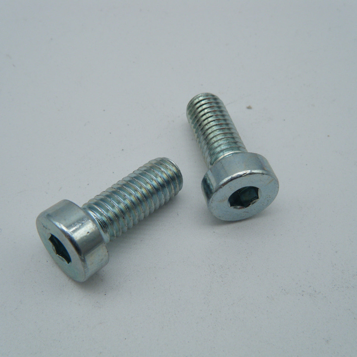 Brake Disc Bolts. For restorations, or the person who wants it 100% ...