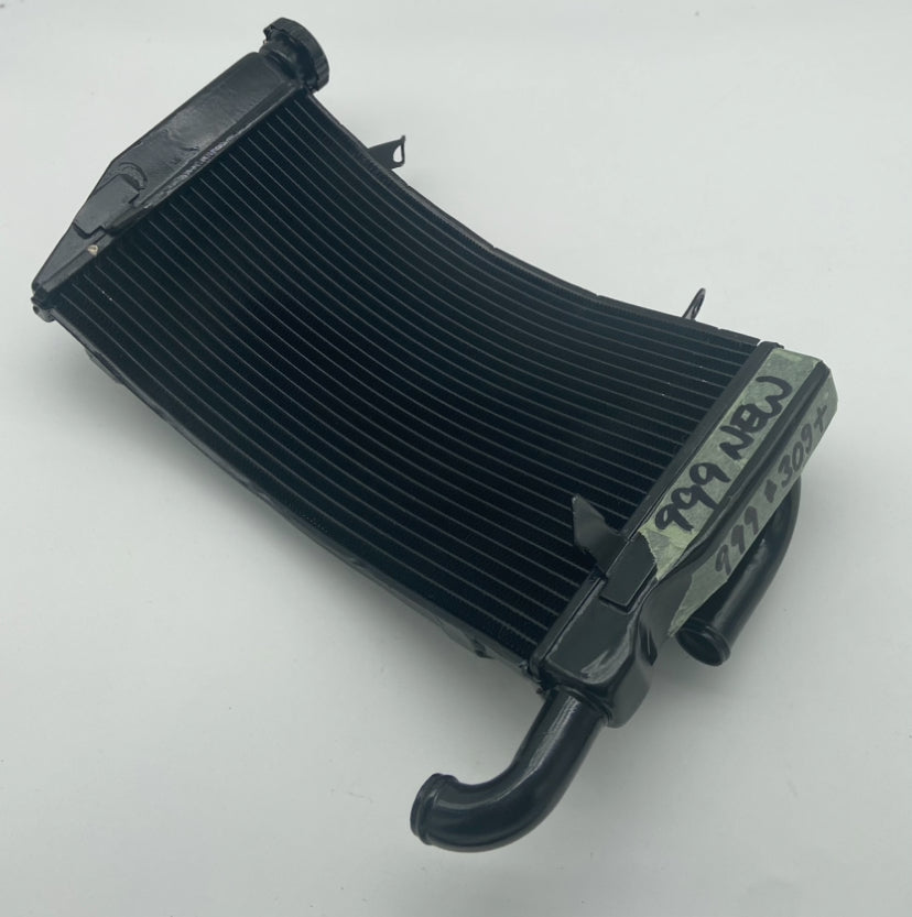 Radiator 999, 749 – Ducatispares.co.nz